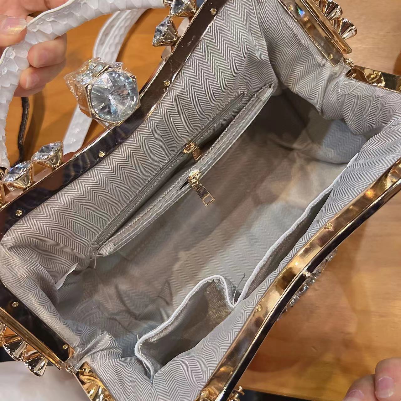 New Luxury Fashion Diamonds Women's Handbags Leather Design Clip ...